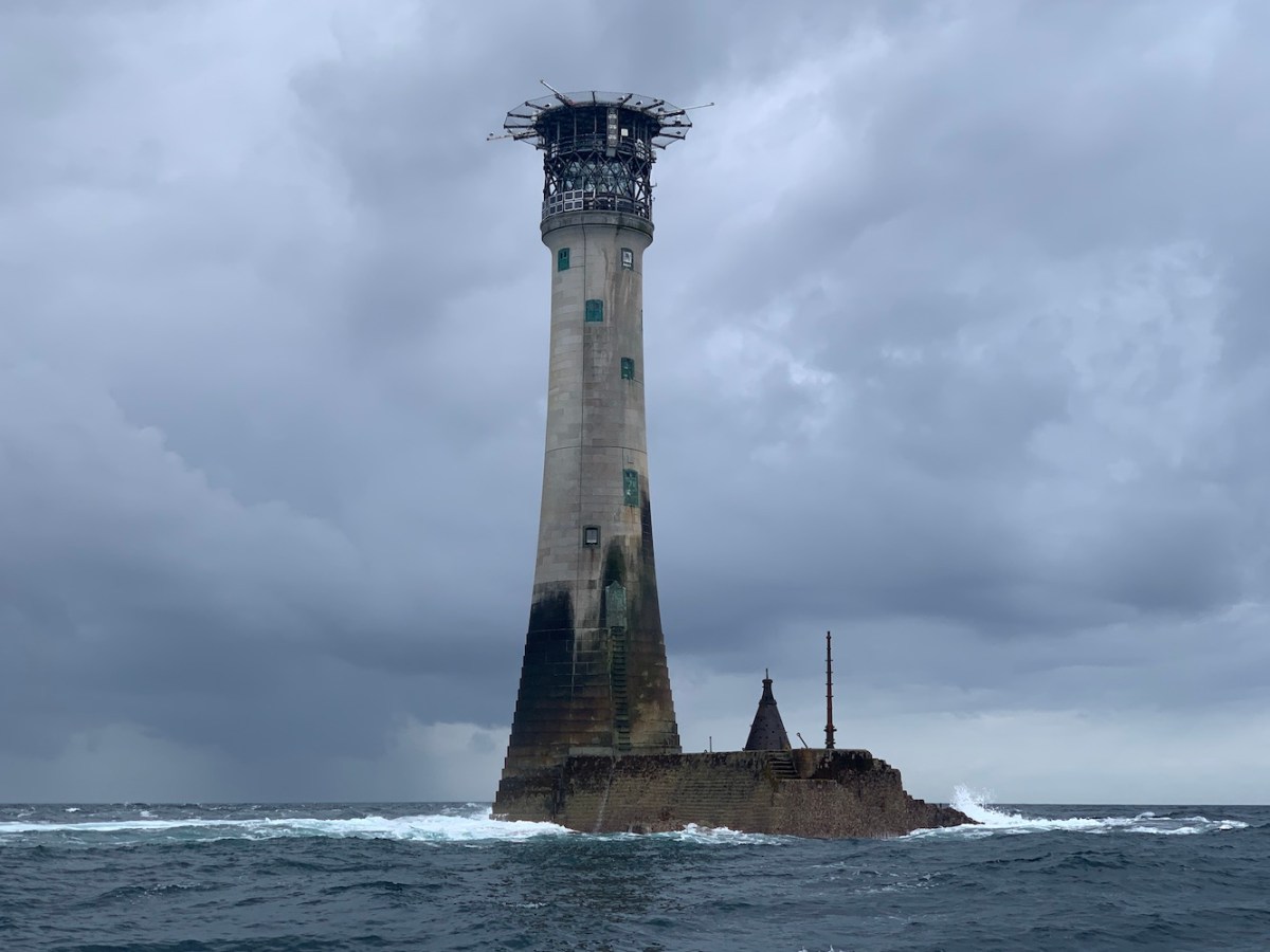 The highs and lows of rock lighthouse bagging – uklighthousetour